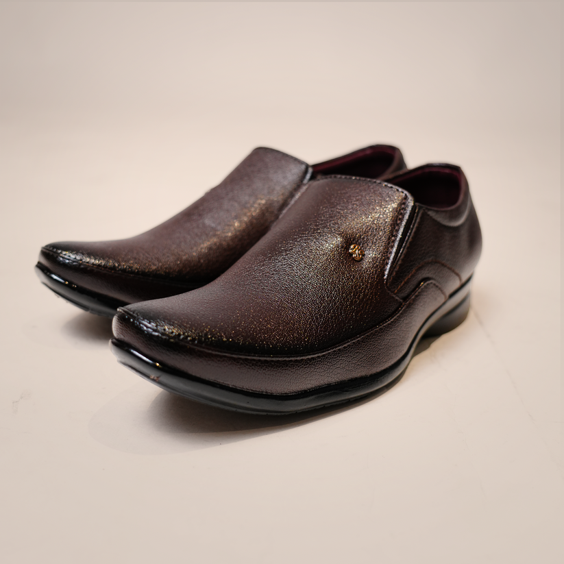 Urbansole Maverick – Sleek Black Slip-On Leather Shoes for Everyday ...